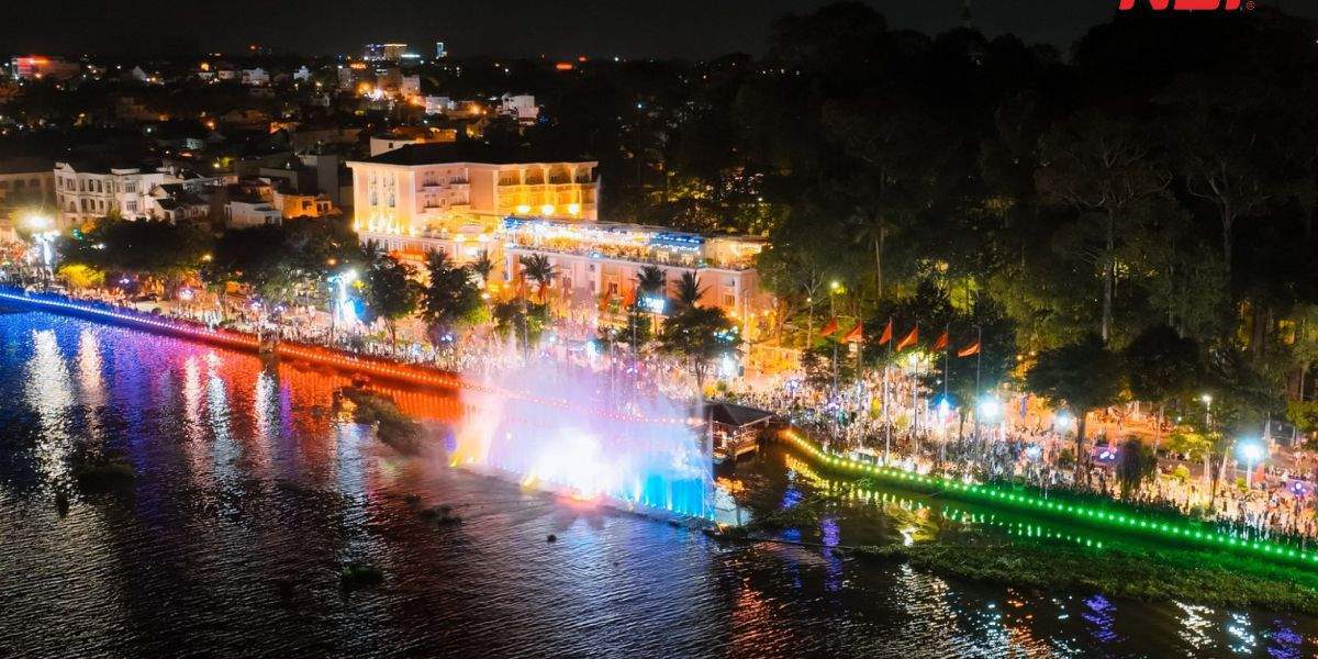 Nhạc nước NLT Group tăng sức hút cho du lịch tỉnh Bình Dương dịp lễ 30/ ...